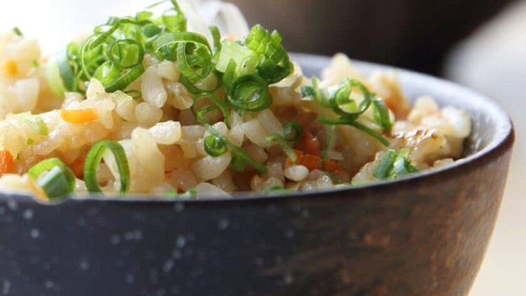 Easy Bobby Flay Crunchy Rice Recipe – A Bold and Flavorful Side Dish